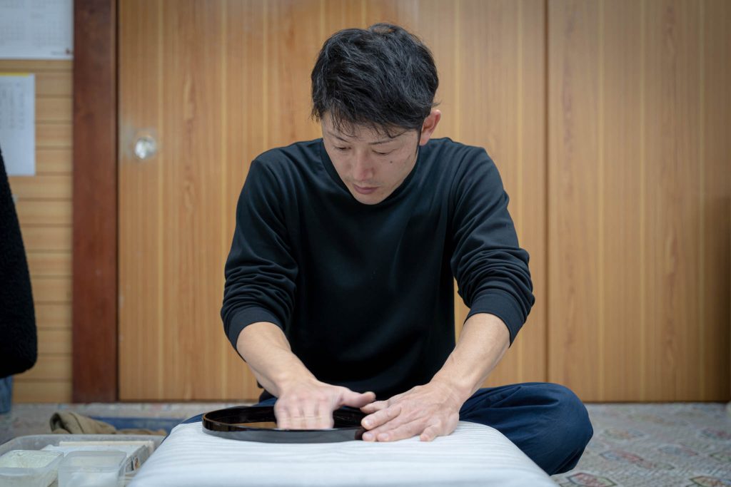 呂色師・丸井聡 – Digital Wajima