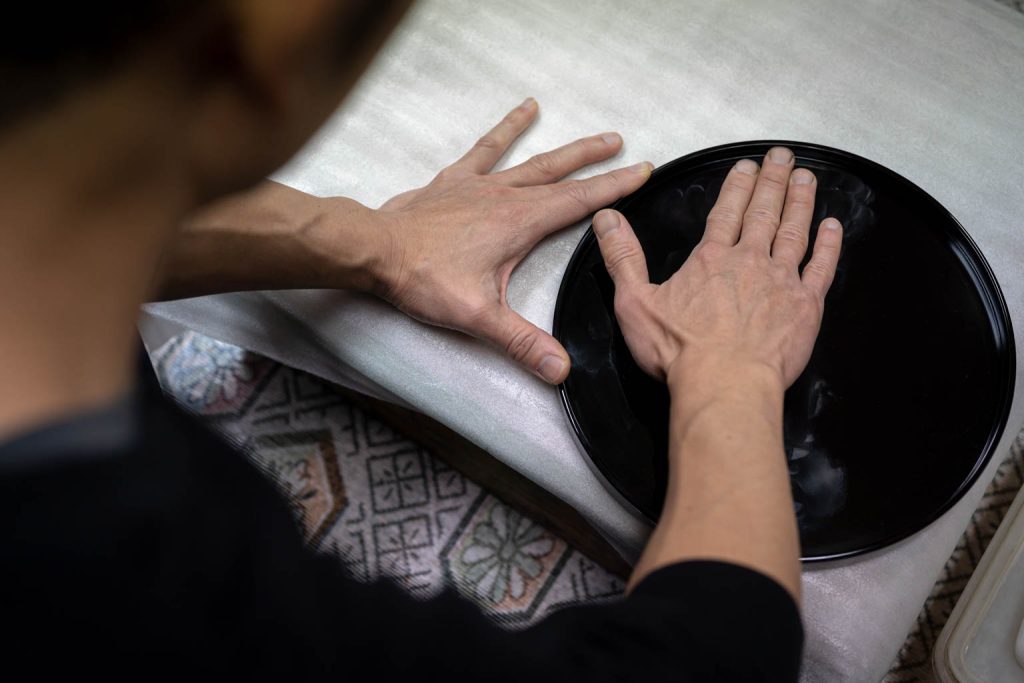 呂色師・丸井聡 – Digital Wajima